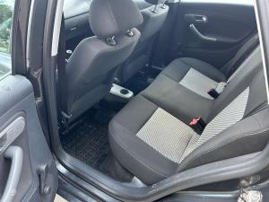 Black SEAT Ibiza 2008 in Kaunas, with an engine capacity of 1.42 L and mileage of 277 thousand km for 1400 €, photo 10 on AUTOMOTO.COM.LV