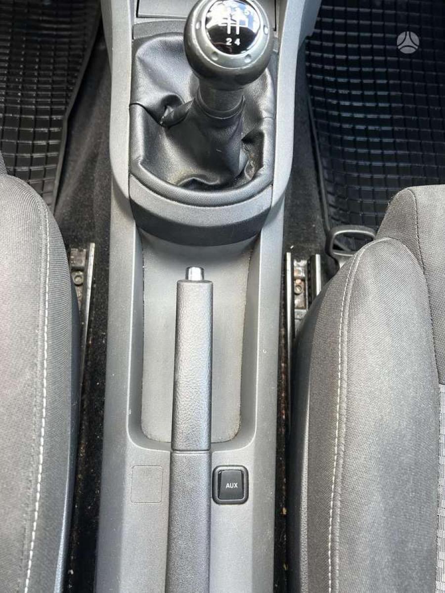 Black SEAT Ibiza 2008 in Kaunas, with an engine capacity of 1.42 L and mileage of 277 thousand km for 1400 €, photo 16 on AUTOMOTO.COM.LV