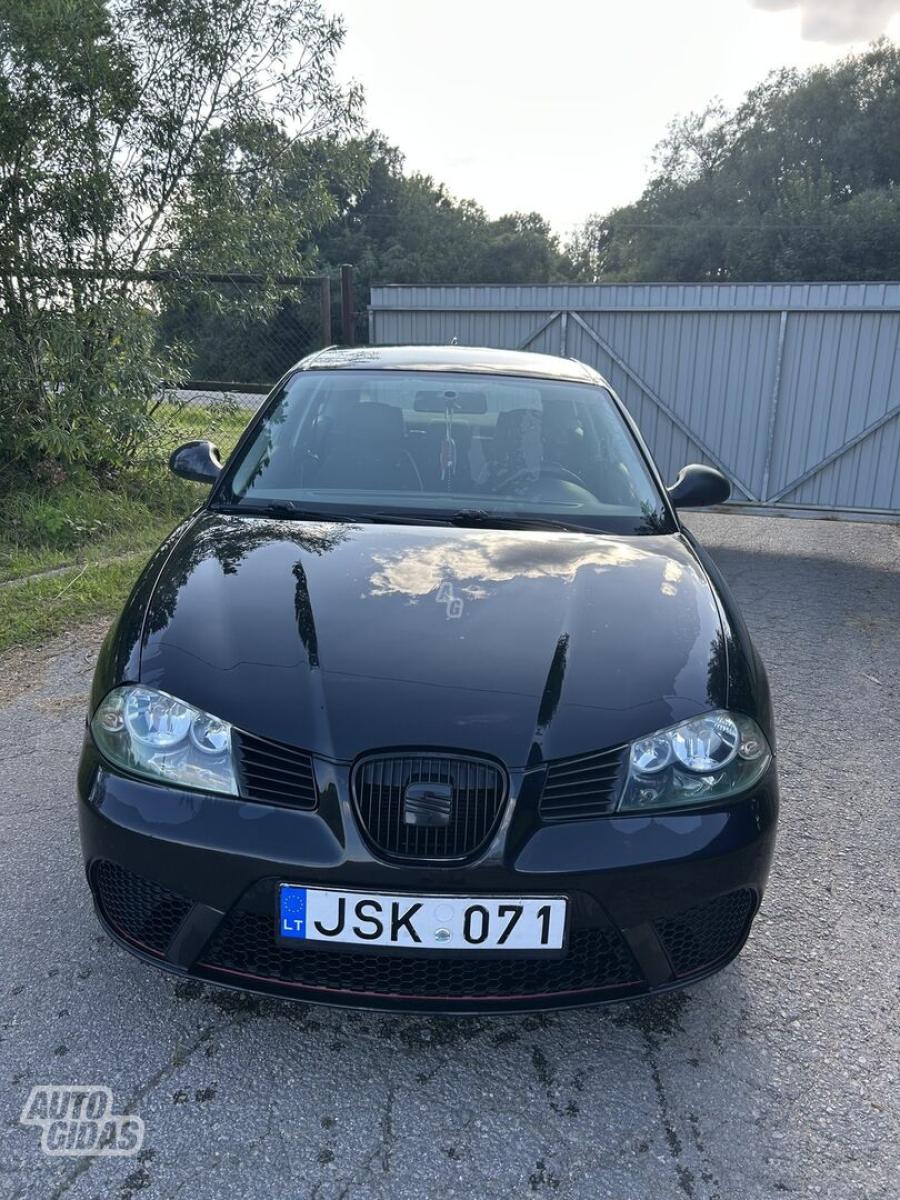 Melns SEAT Ibiza 2009 Kauņa, ar dzinēja tilpumu 1.40 L un nobraukumu 295 tūkst. km par 1700 €, foto 3 vietnē AUTOMOTO.COM.LV