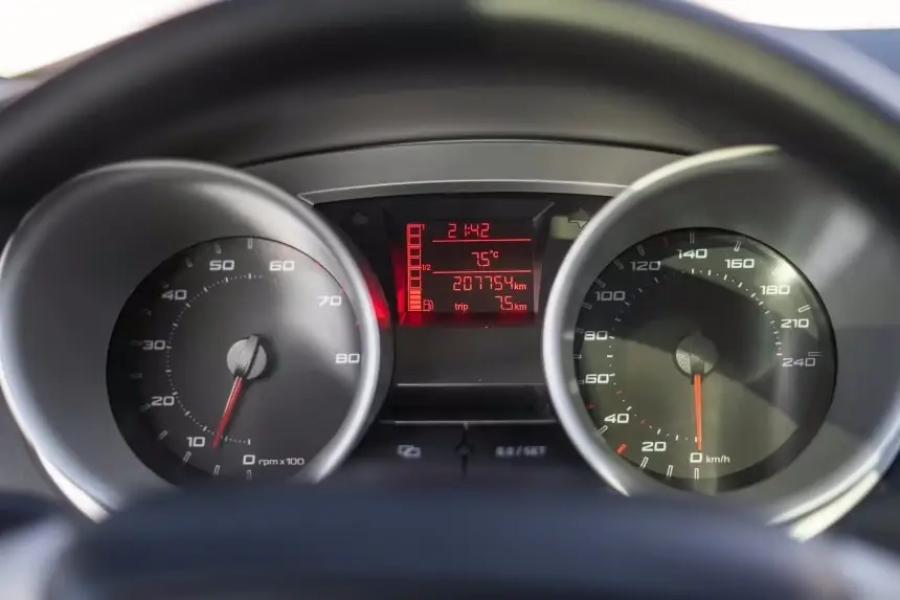 Melns SEAT Ibiza 2009 Liepāja, ar dzinēja tilpumu 1.60 L un nobraukumu 208 tūkst. km par 4350 €, foto 14 vietnē AUTOMOTO.COM.LV