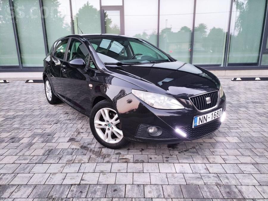 Black SEAT Ibiza 2009 in Riga, with an engine capacity of 1.90 L and mileage of 282 thousand km for 2590 €, photo 3 on AUTOMOTO.COM.LV