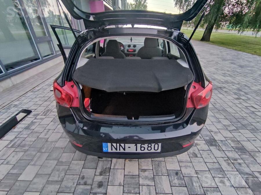 Black SEAT Ibiza 2009 in Riga, with an engine capacity of 1.90 L and mileage of 282 thousand km for 2590 €, photo 16 on AUTOMOTO.COM.LV
