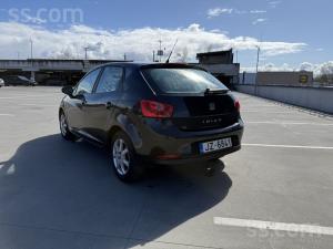 Melns SEAT Ibiza 2010 Rīga, ar dzinēja tilpumu 1.60 L un nobraukumu 227 tūkst. km par 1999 €, foto 4 vietnē AUTOMOTO.COM.LV