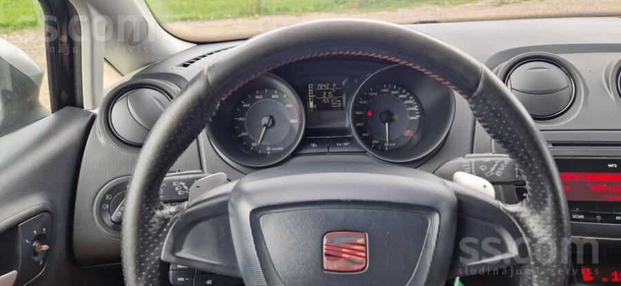 Melns SEAT Ibiza 2010 Daugavpils, ar dzinēja tilpumu 1.40 L un nobraukumu 159 tūkst. km par 5550 €, foto 13 vietnē AUTOMOTO.COM.LV