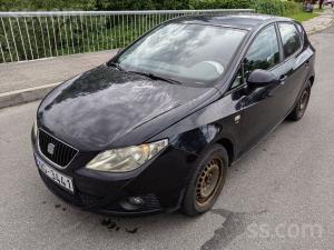 Black SEAT Ibiza 2010 in Riga, with an engine capacity of 1.60 L and mileage of 290 thousand km for 1100 €, photo 3 on AUTOMOTO.COM.LV