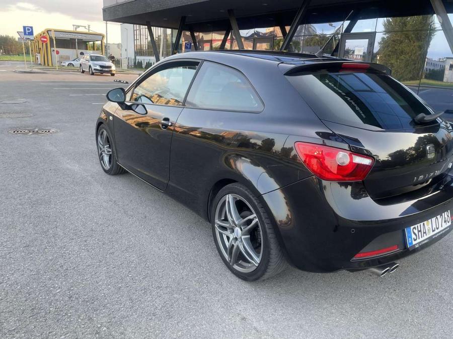 Melns SEAT Ibiza 2010 Kauņa, ar dzinēja tilpumu 1.39 L un nobraukumu 148 tūkst. km par 6090 €, foto 8 vietnē AUTOMOTO.COM.LV