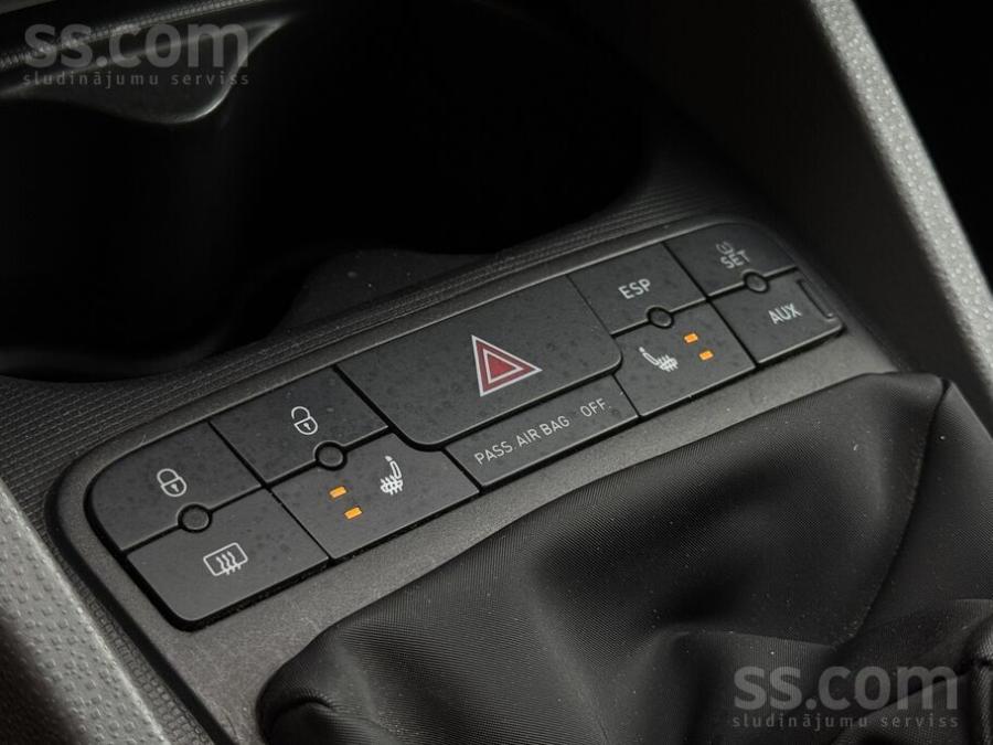 Melns SEAT Ibiza 2010 Jūrmala, ar dzinēja tilpumu 1.40 L un nobraukumu 267 tūkst. km par 2990 €, foto 10 vietnē AUTOMOTO.COM.LV