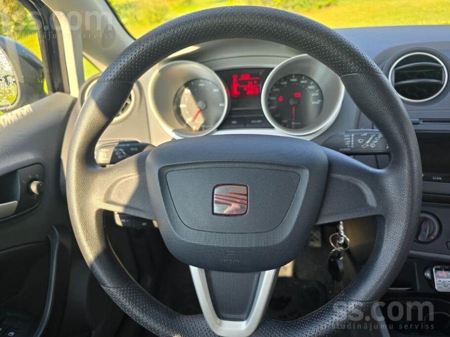 Melns SEAT Ibiza 2011 Madona, ar dzinēja tilpumu 1.60 L un nobraukumu 168 tūkst. km par 3300 €, foto 7 vietnē AUTOMOTO.COM.LV