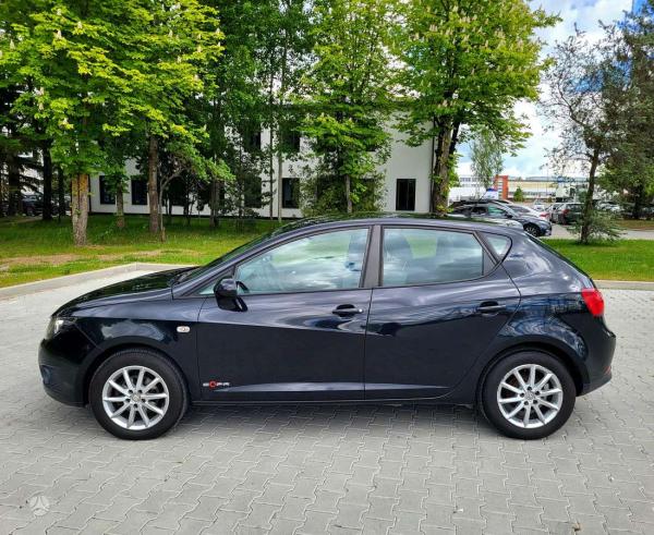 Black SEAT Ibiza 2012 in Siauliai, with an engine capacity of 1.20 L and mileage of 280 thousand km for 2450 €, photo 4 on AUTOMOTO.COM.LV