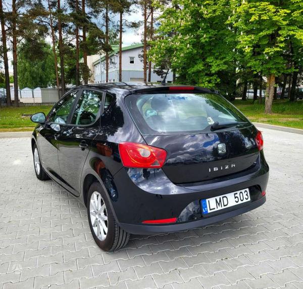 Black SEAT Ibiza 2012 in Siauliai, with an engine capacity of 1.20 L and mileage of 280 thousand km for 2450 €, photo 6 on AUTOMOTO.COM.LV