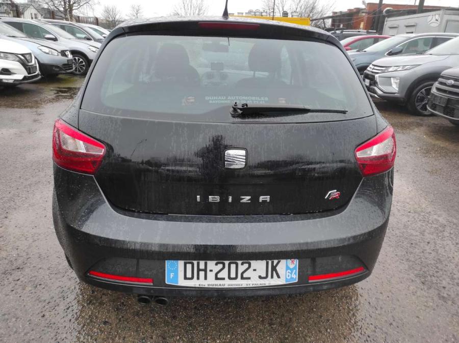 Melns SEAT Ibiza 2014 Panevēža, ar dzinēja tilpumu 1.60 L un nobraukumu 361 tūkst. km par 4000 €, foto 10 vietnē AUTOMOTO.COM.LV