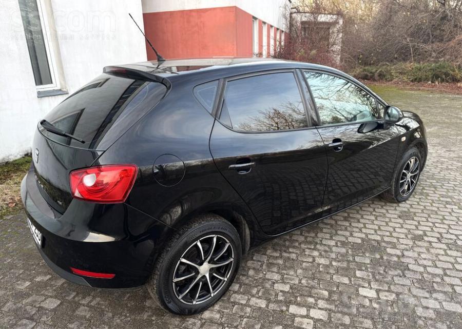 Melns SEAT Ibiza 2014 Rīga, ar dzinēja tilpumu 1.60 L un nobraukumu 185 tūkst. km par 3399 €, foto 5 vietnē AUTOMOTO.COM.LV