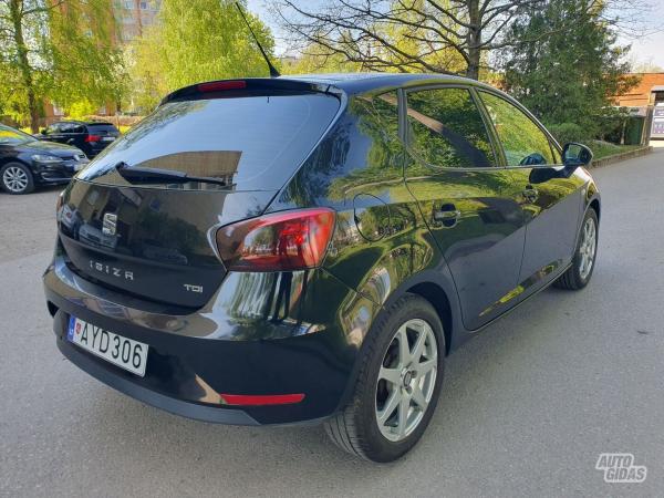 Black SEAT Ibiza 2016 in Kaunas, with an engine capacity of 1.40 L and mileage of 266 thousand km for 3950 €, photo 6 on AUTOMOTO.COM.LV