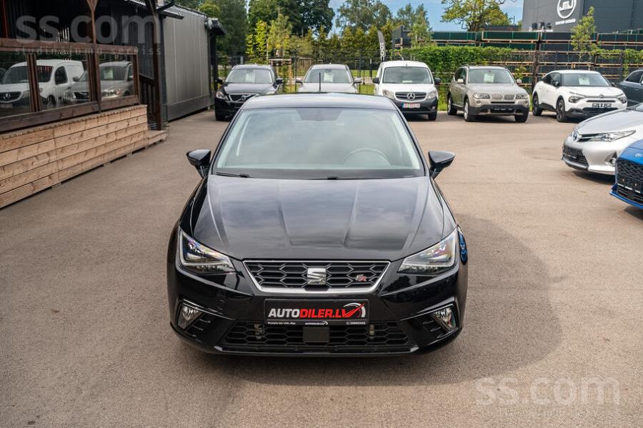 Black SEAT Ibiza 2018 in Riga, with an engine capacity of 1.00 L and mileage of 0 thousand km for 8890 €, photo 4 on AUTOMOTO.COM.LV