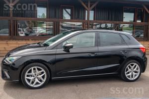 Black SEAT Ibiza 2018 in Riga, with an engine capacity of 1.00 L and mileage of 0 thousand km for 8890 €, photo 10 on AUTOMOTO.COM.LV