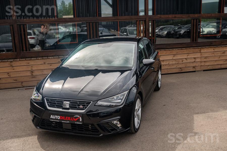 Black SEAT Ibiza 2018 in Riga, with an engine capacity of 1.00 L and mileage of 0 thousand km for 8890 €, photo 15 on AUTOMOTO.COM.LV