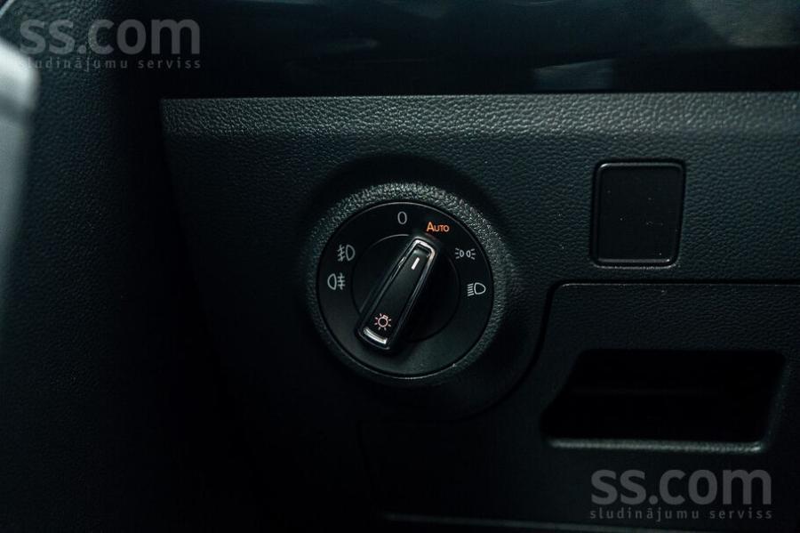 Black SEAT Ibiza 2018 in Riga, with an engine capacity of 1.00 L and mileage of 0 thousand km for 8890 €, photo 21 on AUTOMOTO.COM.LV