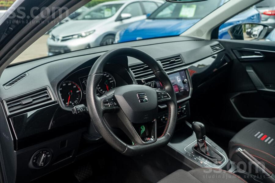 Black SEAT Ibiza 2018 in Riga, with an engine capacity of 1.00 L and mileage of 0 thousand km for 8890 €, photo 27 on AUTOMOTO.COM.LV