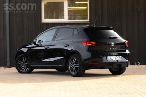 Melns SEAT Ibiza 2019 Jelgava, ar dzinēja tilpumu 1.60 L un nobraukumu 195 tūkst. km par 9950 €, foto 5 vietnē AUTOMOTO.COM.LV