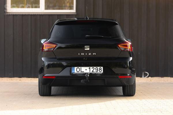 Black SEAT Ibiza 2019 in Jelgava, with an engine capacity of 1.60 L and mileage of 195 thousand km for 9950 €, photo 6 on AUTOMOTO.COM.LV