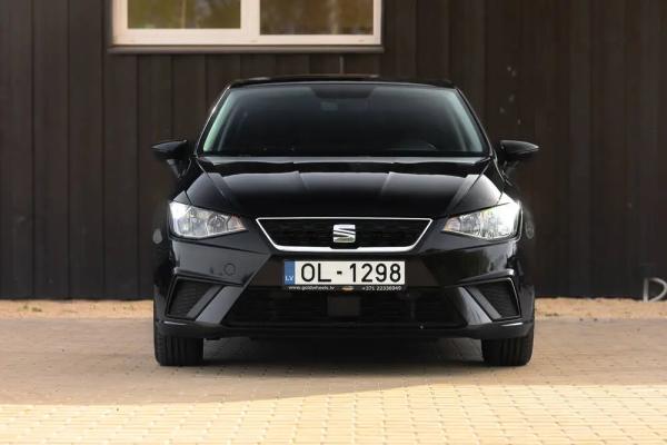 Black SEAT Ibiza 2019 in Jelgava, with an engine capacity of 1.60 L and mileage of 195 thousand km for 9950 €, photo 3 on AUTOMOTO.COM.LV