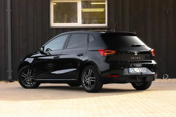 Black SEAT Ibiza 2019 in Jelgava, with an engine capacity of 1.60 L and mileage of 195 thousand km for 9950 €, photo 4 on AUTOMOTO.COM.LV
