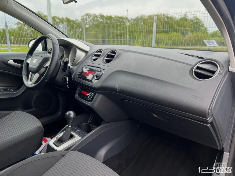 Black SEAT Ibiza 2010 in Taurage, with an engine capacity of 1.20 L and mileage of 281 thousand km for 3450 €, photo 12 on AUTOMOTO.COM.LV