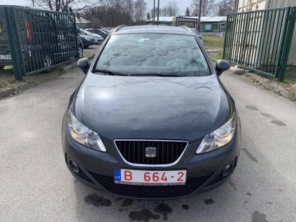 Black SEAT Ibiza 2010 in Riga, with an engine capacity of 1.60 L and mileage of 256 thousand km for 3250 €, photo 3 on AUTOMOTO.COM.LV