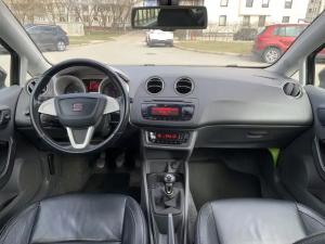 Black SEAT Ibiza 2010 in Riga, with an engine capacity of 1.60 L and mileage of 256 thousand km for 3250 €, photo 15 on AUTOMOTO.COM.LV