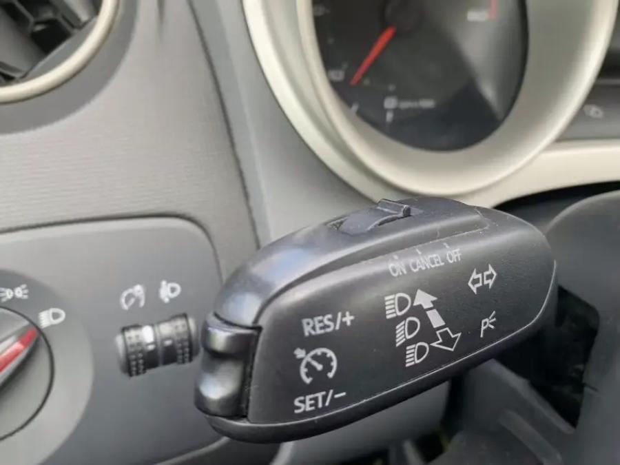 Black SEAT Ibiza 2010 in Riga, with an engine capacity of 1.60 L and mileage of 256 thousand km for 3250 €, photo 19 on AUTOMOTO.COM.LV