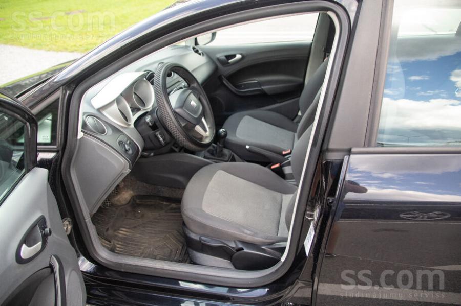 Melns SEAT Ibiza 2010 Rīga, ar dzinēja tilpumu 1.60 L un nobraukumu 278 tūkst. km par 2550 €, foto 23 vietnē AUTOMOTO.COM.LV