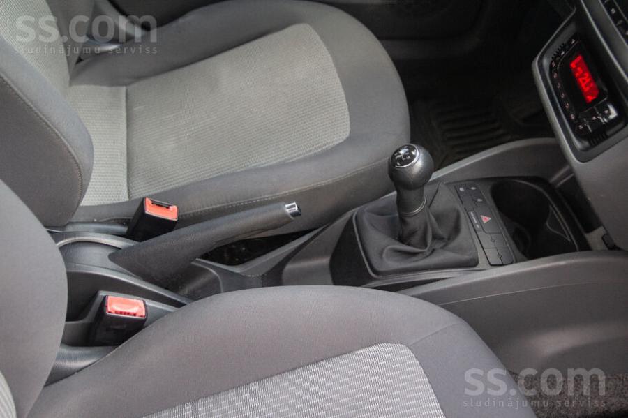 Melns SEAT Ibiza 2010 Rīga, ar dzinēja tilpumu 1.60 L un nobraukumu 278 tūkst. km par 2550 €, foto 27 vietnē AUTOMOTO.COM.LV