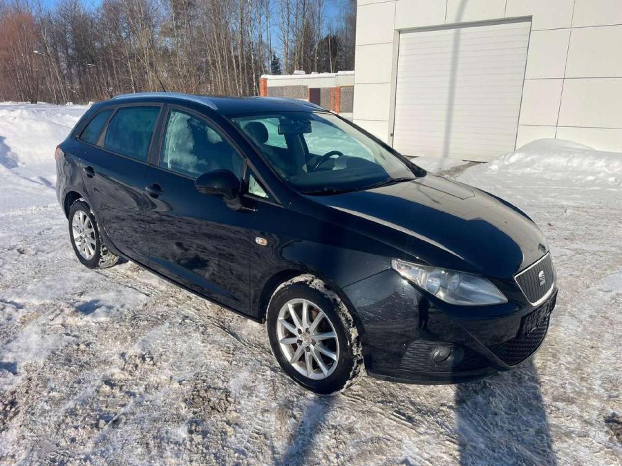 Black SEAT Ibiza 2011 in Panevezys, with an engine capacity of 1.20 L and mileage of 260 thousand km for 2600 €, photo 7 on AUTOMOTO.COM.LV