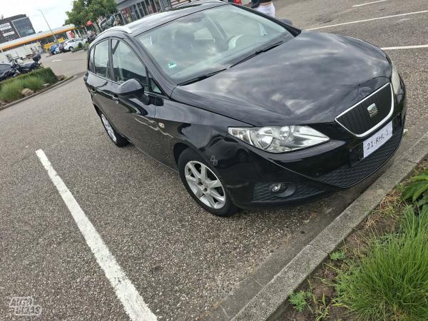 Black SEAT Ibiza 2011 in Kaunas, with an engine capacity of 1.20 L and mileage of 339 thousand km for 1350 €, photo 8 on AUTOMOTO.COM.LV