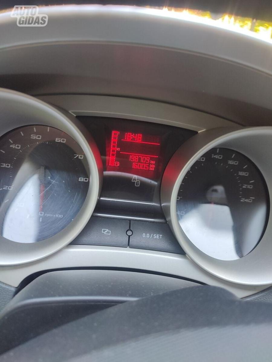Melns SEAT Ibiza 2012 Utena, ar dzinēja tilpumu 1.20 L un nobraukumu 199 tūkst. km par 1700 €, foto 7 vietnē AUTOMOTO.COM.LV