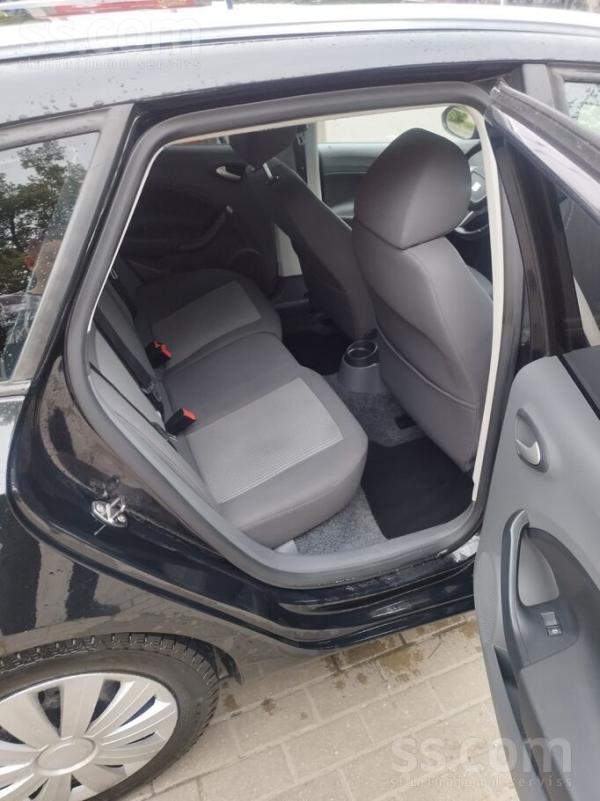 Black SEAT Ibiza 2012 in Jelgava, with an engine capacity of 1.20 L and mileage of 0 thousand km for 2650 €, photo 5 on AUTOMOTO.COM.LV