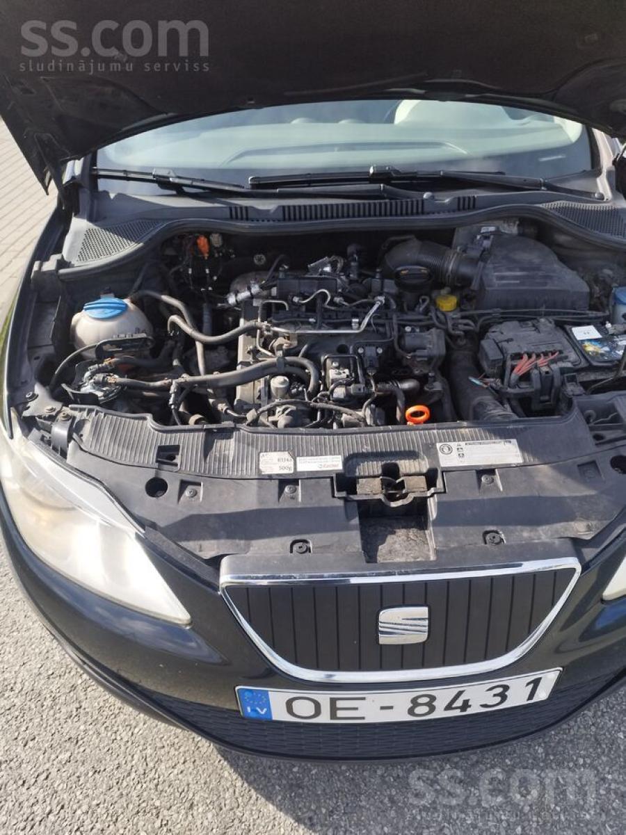 Black SEAT Ibiza 2012 in Jelgava, with an engine capacity of 1.20 L and mileage of 0 thousand km for 1900 €, photo 6 on AUTOMOTO.COM.LV