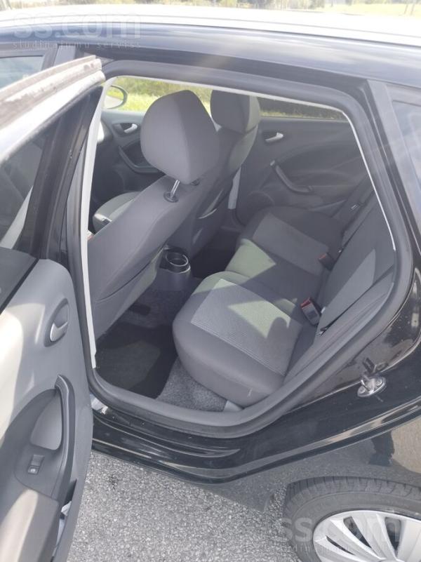 Black SEAT Ibiza 2012 in Jelgava, with an engine capacity of 1.20 L and mileage of 0 thousand km for 2100 €, photo 8 on AUTOMOTO.COM.LV