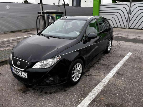 Black SEAT Ibiza 2012 in Ukmerge, with an engine capacity of 1.20 L and mileage of 323 thousand km for 2300 €, photo 1 on AUTOMOTO.COM.LV