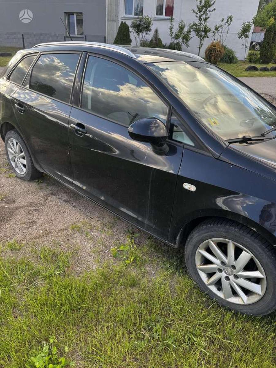 Melns SEAT Ibiza 2012 Viļņa, ar dzinēja tilpumu 1.20 L un nobraukumu 212 tūkst. km par 2000 €, foto 4 vietnē AUTOMOTO.COM.LV