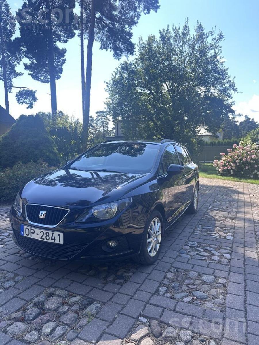 Black SEAT Ibiza 2012 in Riga, with an engine capacity of 1.20 L and mileage of 205 thousand km for 2900 €, photo 4 on AUTOMOTO.COM.LV