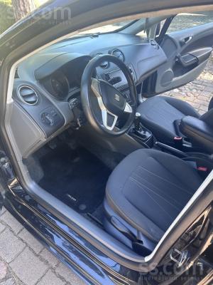 Black SEAT Ibiza 2012 in Riga, with an engine capacity of 1.20 L and mileage of 205 thousand km for 2900 €, photo 8 on AUTOMOTO.COM.LV
