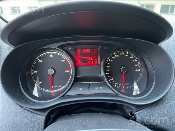Melns SEAT Ibiza 2012 Cēsis, ar dzinēja tilpumu 1.20 L un nobraukumu 240 tūkst. km par 3300 €, foto 9 vietnē AUTOMOTO.COM.LV