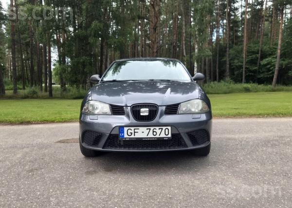Zils SEAT Ibiza 2006 Rīga, ar dzinēja tilpumu 1.40 L un nobraukumu 159 tūkst. km par 650 €, foto 2 vietnē AUTOMOTO.COM.LV