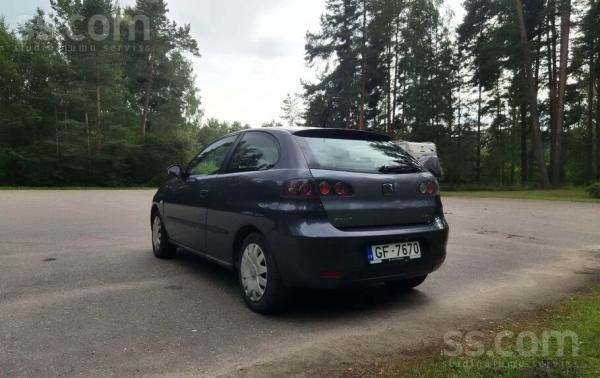 Zils SEAT Ibiza 2006 Rīga, ar dzinēja tilpumu 1.40 L un nobraukumu 159 tūkst. km par 650 €, foto 7 vietnē AUTOMOTO.COM.LV