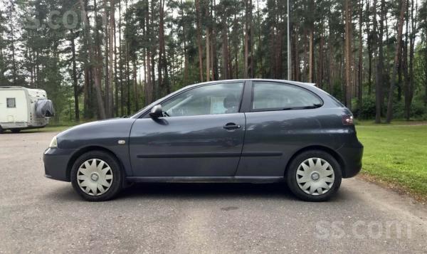 Zils SEAT Ibiza 2006 Rīga, ar dzinēja tilpumu 1.40 L un nobraukumu 159 tūkst. km par 650 €, foto 8 vietnē AUTOMOTO.COM.LV