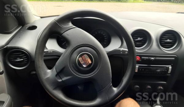 Zils SEAT Ibiza 2006 Rīga, ar dzinēja tilpumu 1.40 L un nobraukumu 159 tūkst. km par 650 €, foto 10 vietnē AUTOMOTO.COM.LV