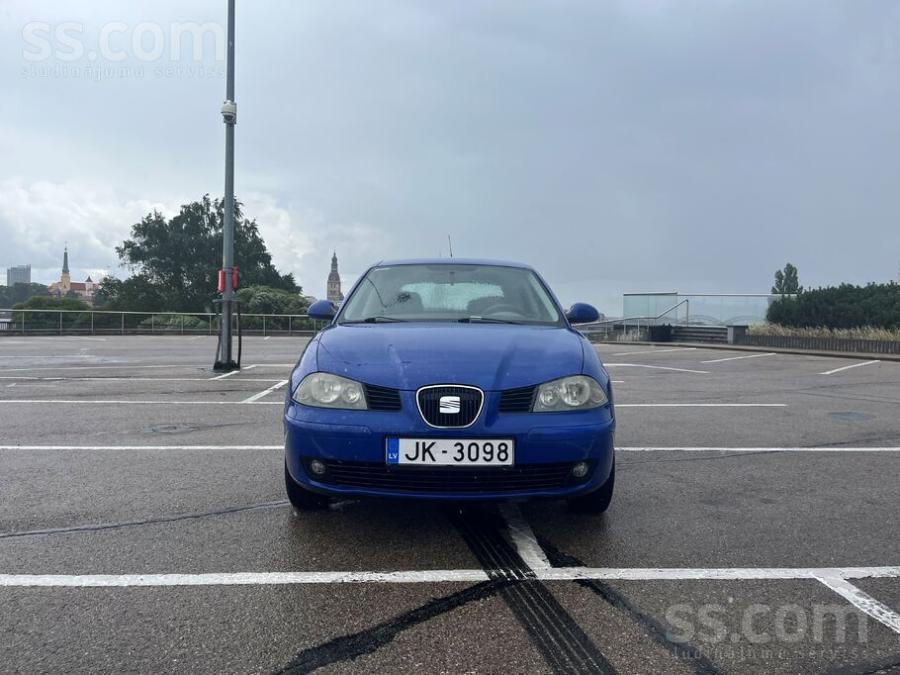 Zils SEAT Ibiza 2002 Rīga, ar dzinēja tilpumu 1.40 L un nobraukumu 201 tūkst. km par 980 €, foto 6 vietnē AUTOMOTO.COM.LV