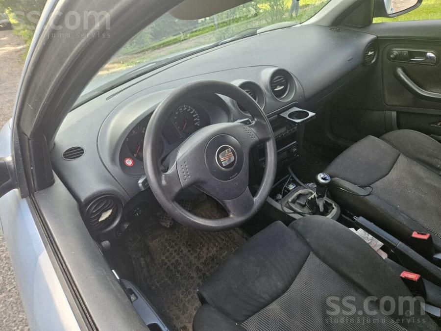 Zils SEAT Ibiza 2006 Saldus, ar dzinēja tilpumu 1.90 L un nobraukumu 282 tūkst. km par 1200 €, foto 5 vietnē AUTOMOTO.COM.LV