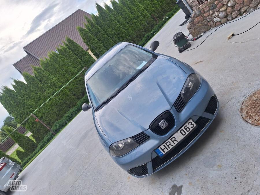 Zils SEAT Ibiza 2006 Kaišiadorys, ar dzinēja tilpumu 1.90 L un nobraukumu 392 tūkst. km par 900 €, foto 1 vietnē AUTOMOTO.COM.LV
